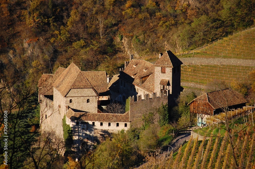 Foto Stock Castel Roncolo | Adobe Stock