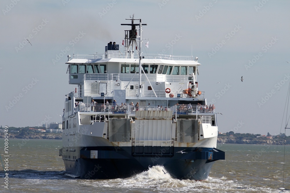 traversée de la gironde par le bac, royan, le verdon-sur-mer Stock-Foto ...