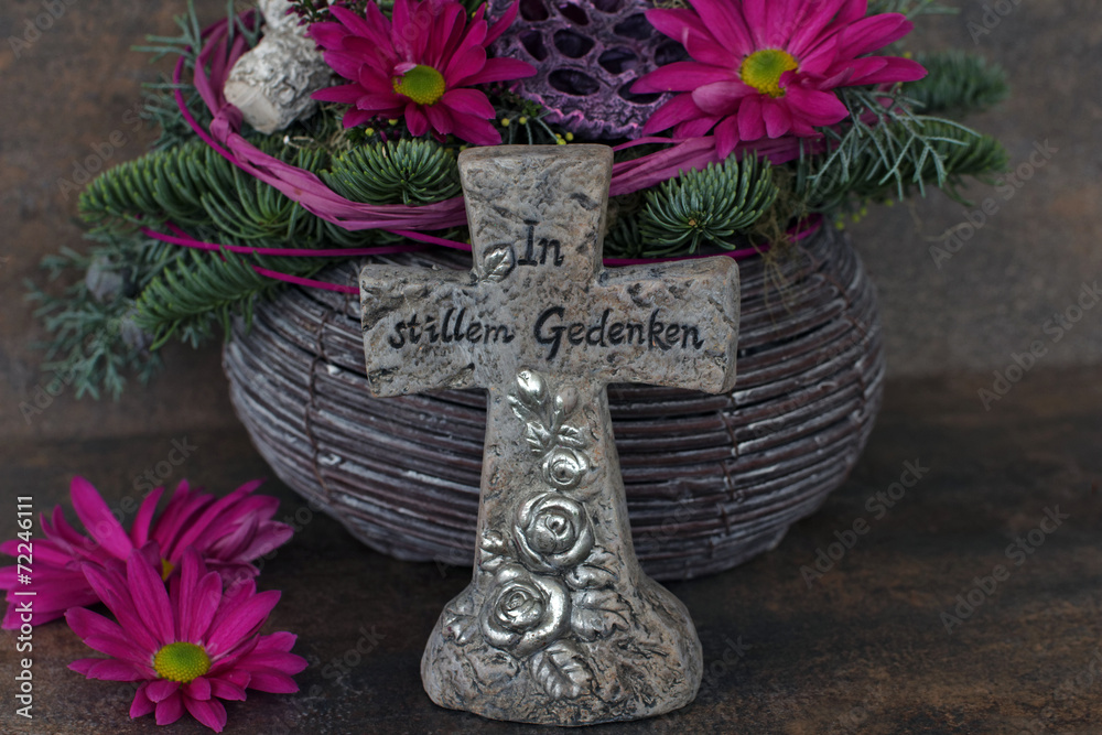 Grabschmuck Stock-Foto | Adobe Stock