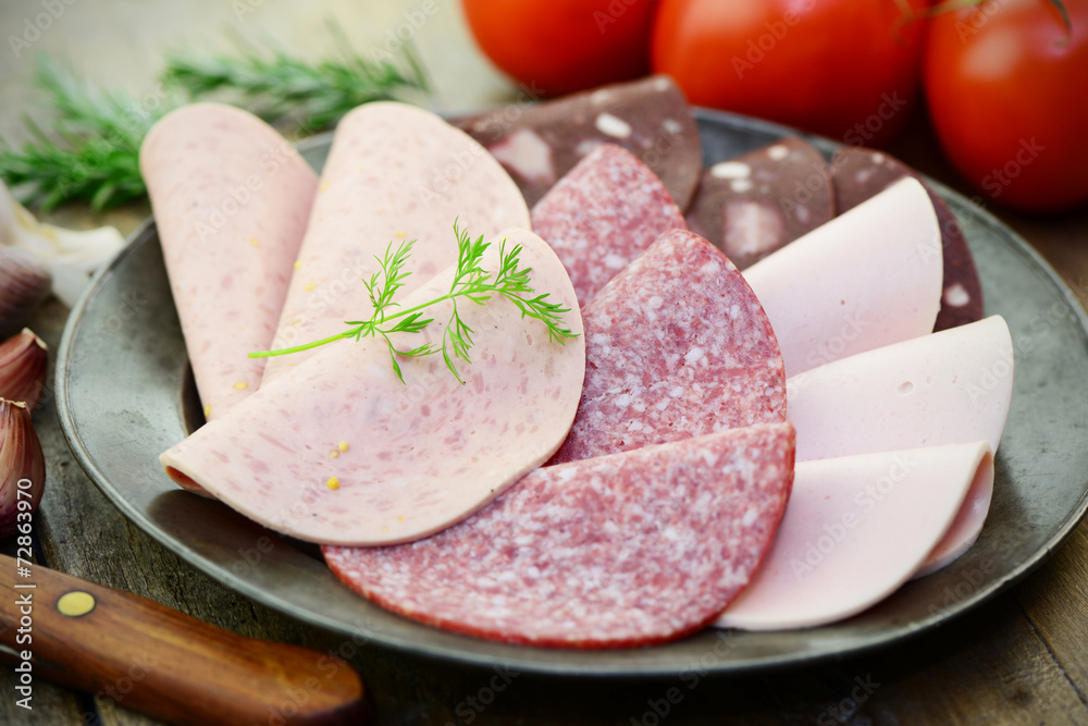 Teller Wurst Stock-Foto | Adobe Stock