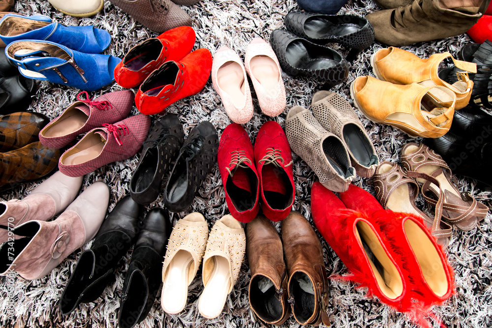 Damenschuhe Sammlung Stock-Foto | Adobe Stock