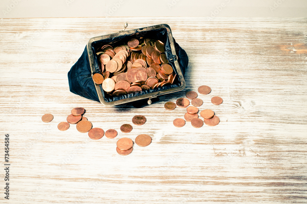 Geld zählen Stock-Foto | Adobe Stock