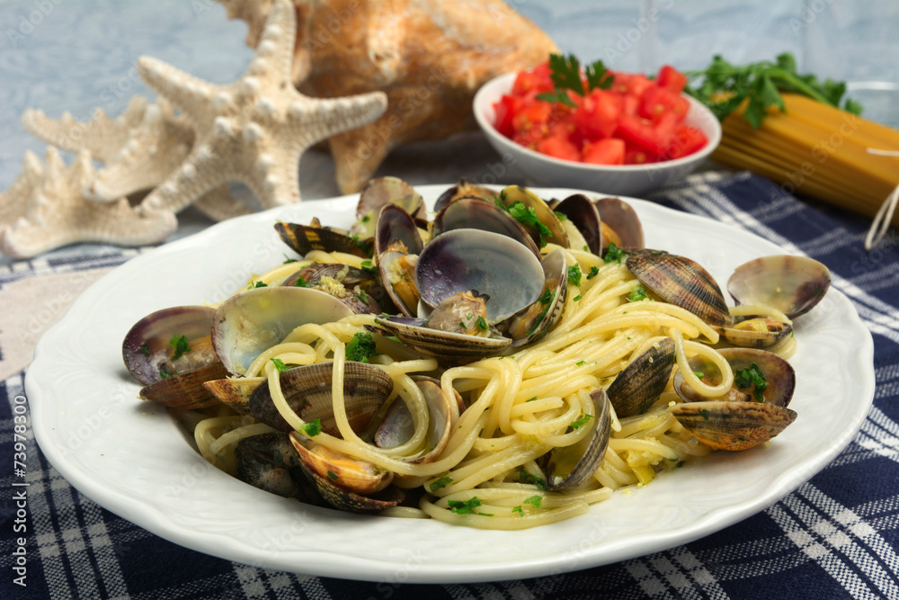 Spaghetti alle vongole Stock Photo | Adobe Stock