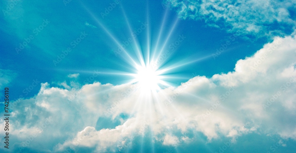 Himmel mit Sonne Stock-Foto | Adobe Stock