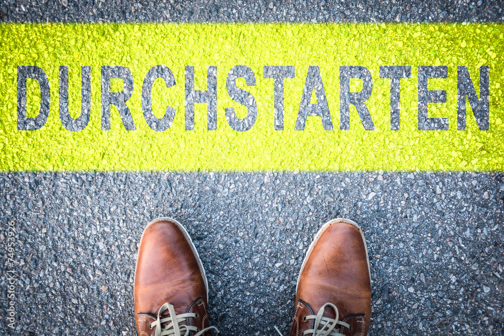 durchstarten Stock-Foto | Adobe Stock