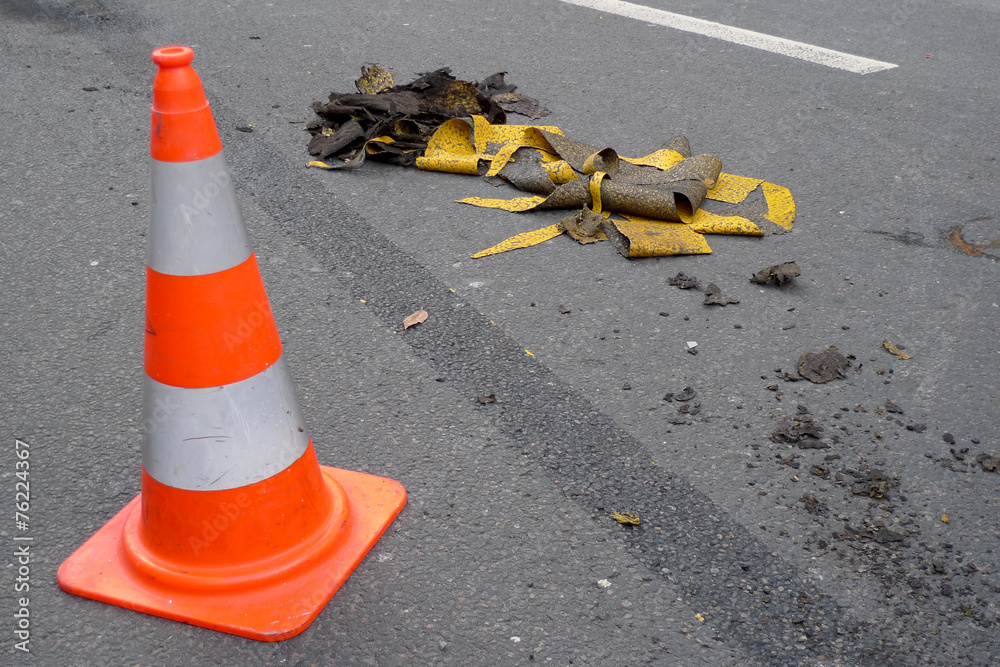 plot de signalisation chantier provisoire Stock Photo | Adobe Stock