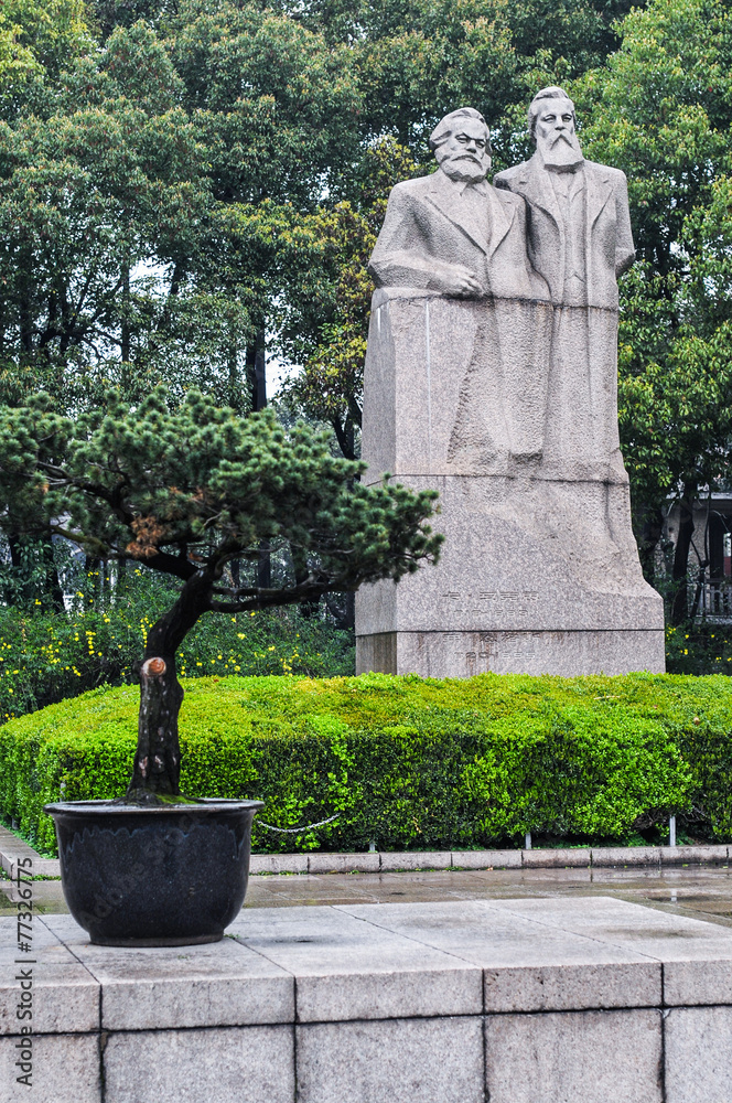 Karl Marx And Friedrich Engels Statue