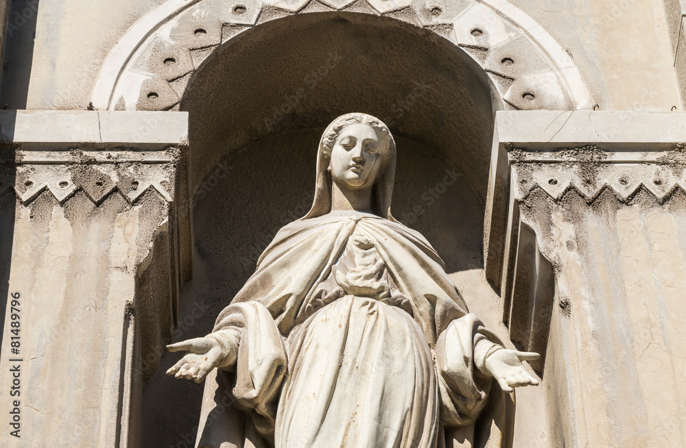 Statue vierge Marie Stock Photo | Adobe Stock