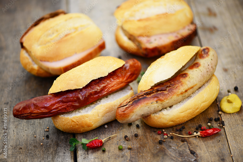 Wurst Brot Stock-Foto | Adobe Stock