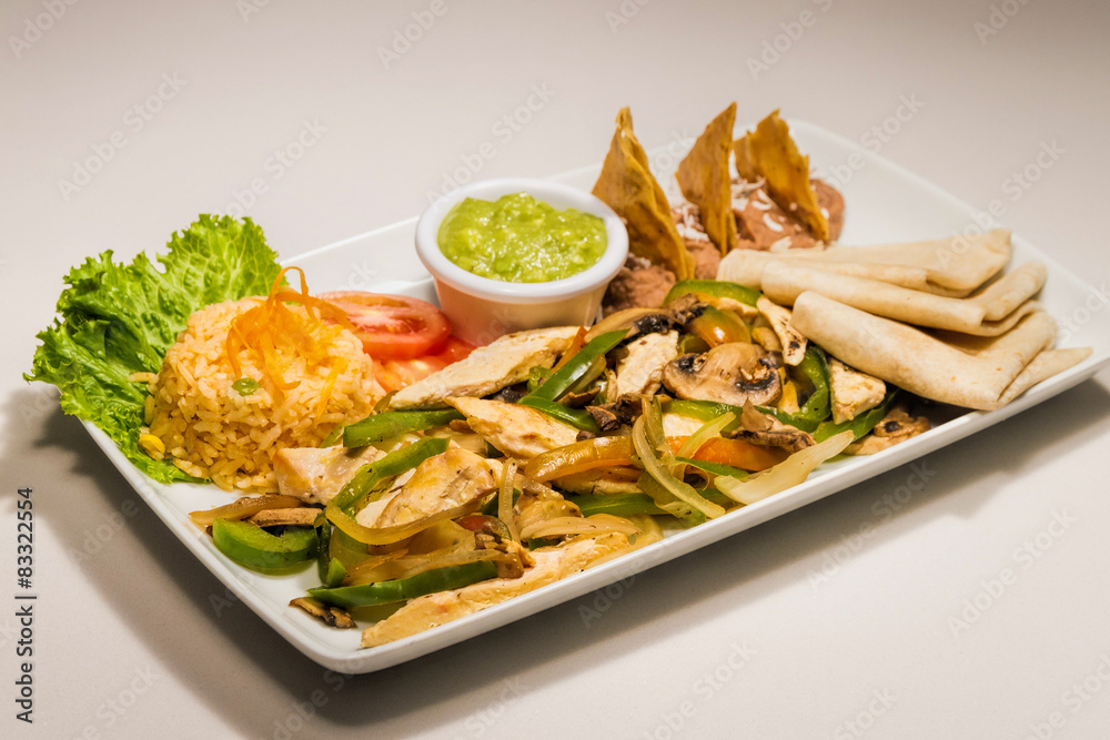 Fajitas De Pollo Con Arroz