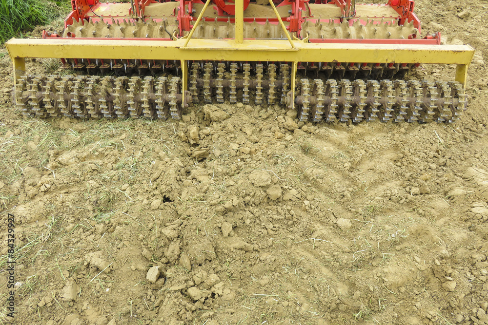 Déchaumeuse à dents Stock Photo | Adobe Stock