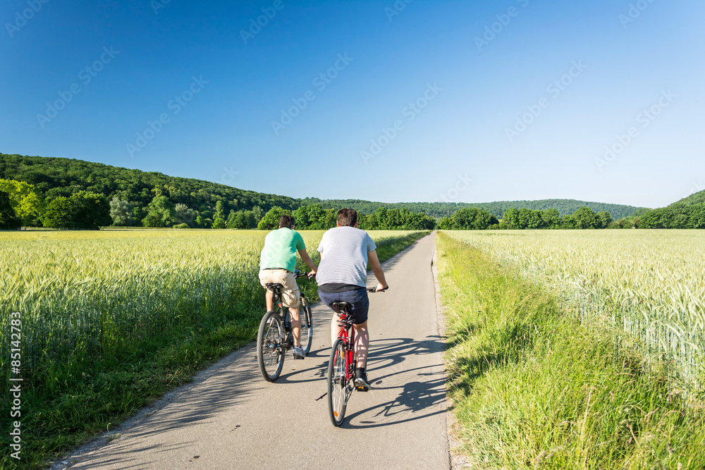 Radfahrer Radtour Stock-Foto | Adobe Stock