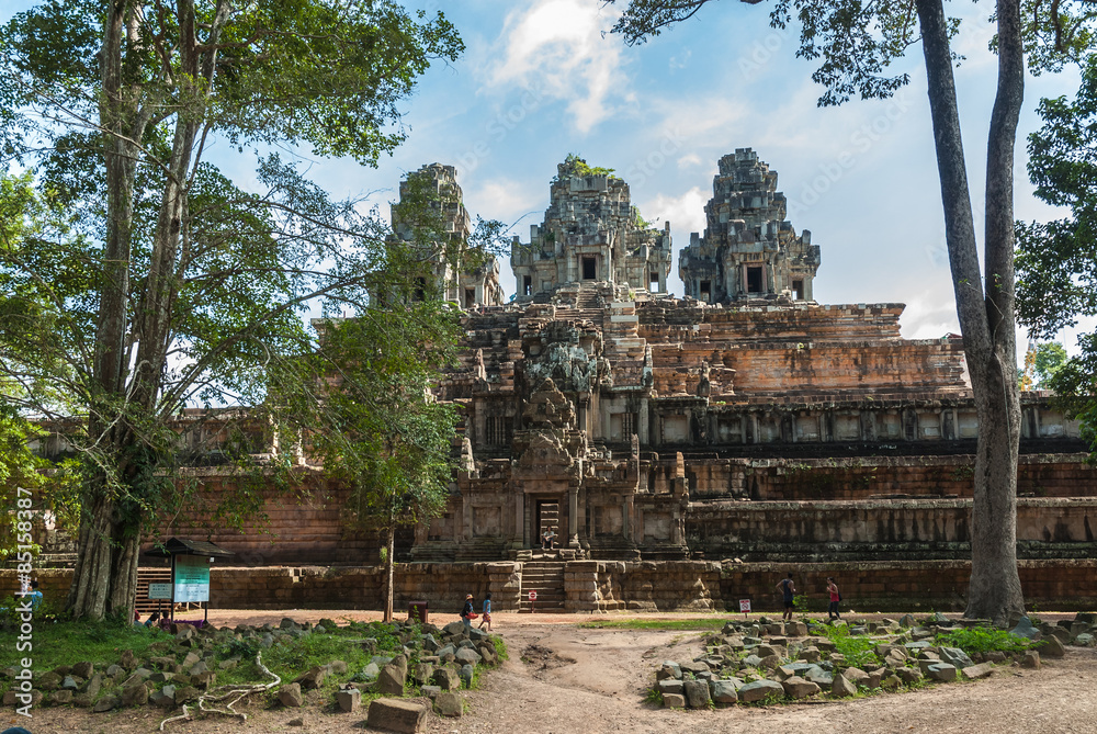general sight of the pyramid temple of ta keo in siam reap, cambodia ...