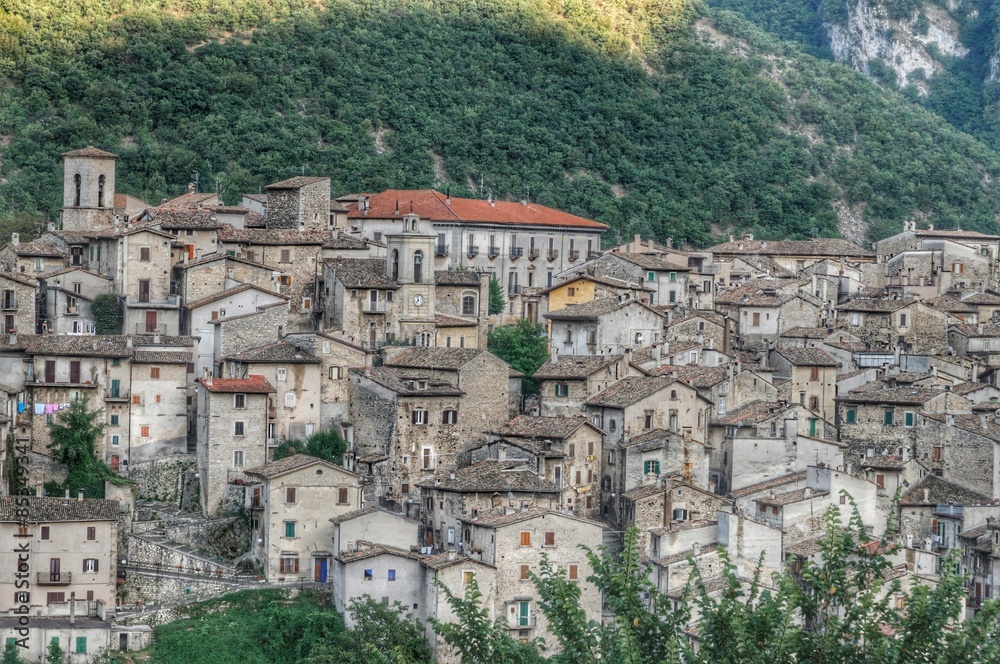 Panorama di Scanno, la città cara ai fotografi Stock Photo | Adobe Stock