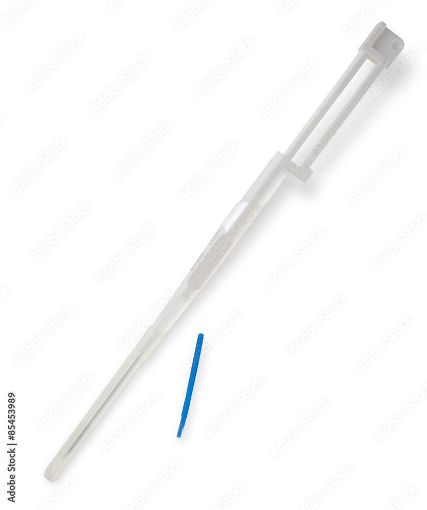 Verhütungsspritze mit Hormonstäbchen Stock-Foto | Adobe Stock