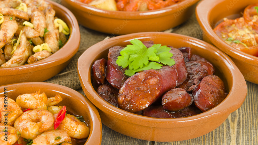 Spanish Tapas - chorizo al vino, gambas pil pil, patatas bravas, setas ...
