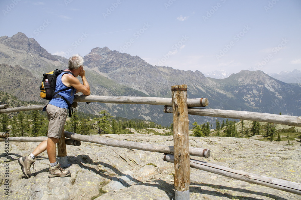 Foto Stock Escursionista | Adobe Stock