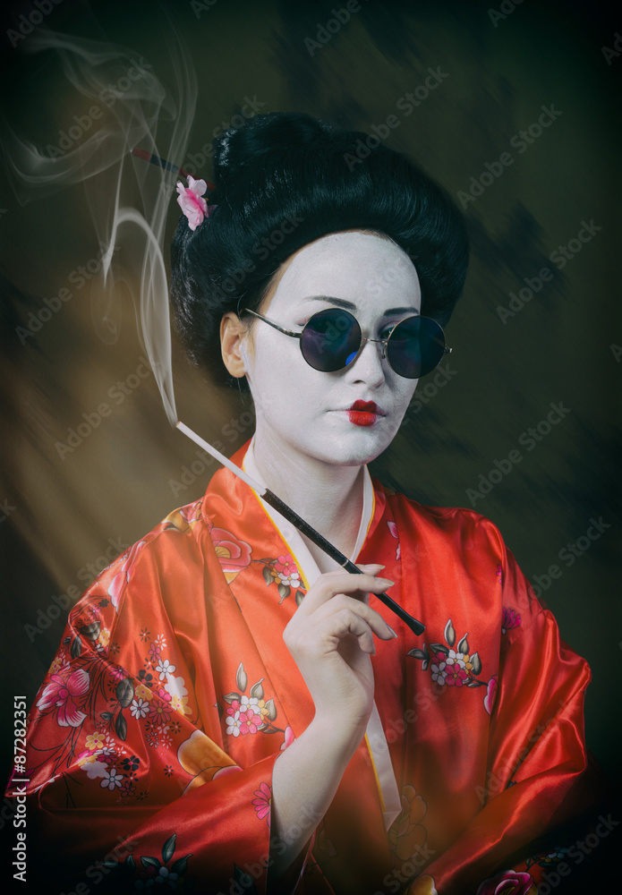 Geisha Fashion Makeup