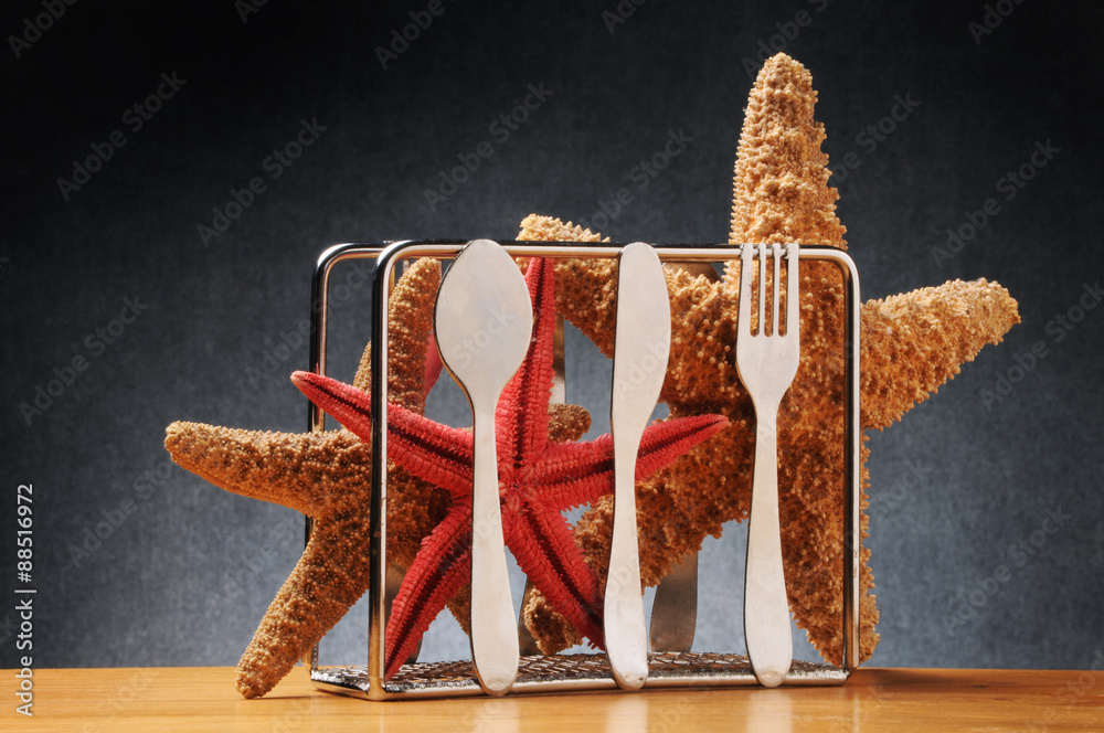 Foto Stock Kook vis Peshk gatim Pişirme balık الأسماك الطبخ Elda fisk ...