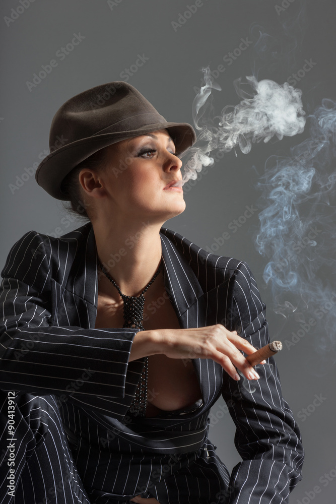 Chicano Gangster/Smoking Girl Tray Home Décor Home & Living etna.com.pe