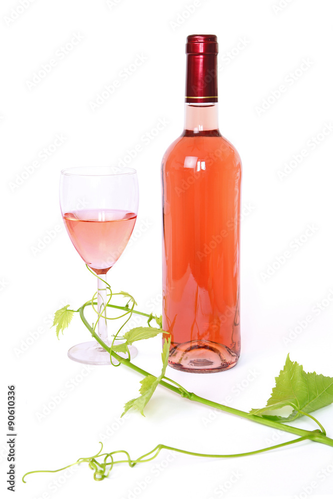 Bouteille et verre de vin rosé Photos | Adobe Stock