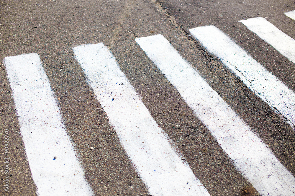 incorrect road markings. too narrow strip of road marking on a ...