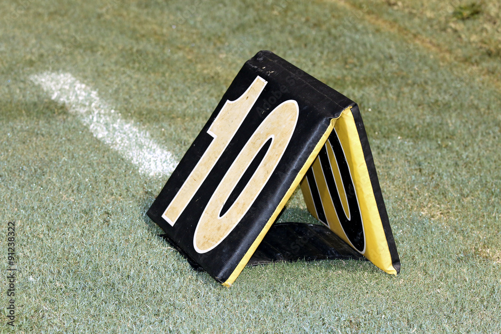 10 yard line marker Photos | Adobe Stock