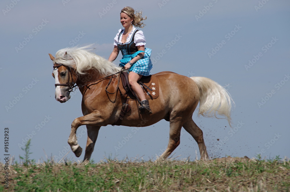 Reiterin Stock-Foto | Adobe Stock