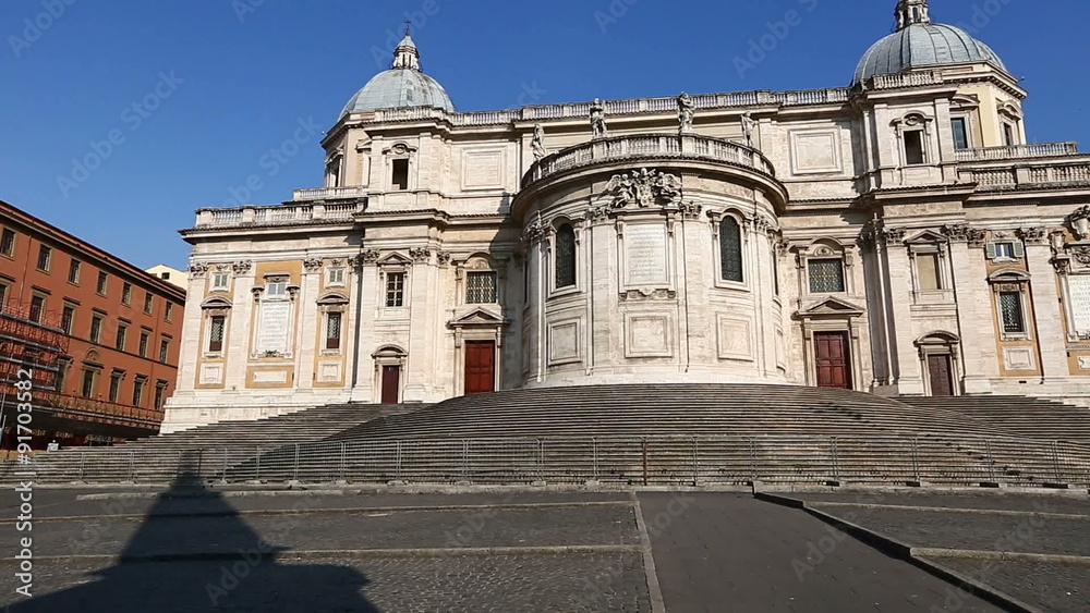Pan Shot Basilica di Santa Maria Maggiore and Chapel Paolina in Rome ...