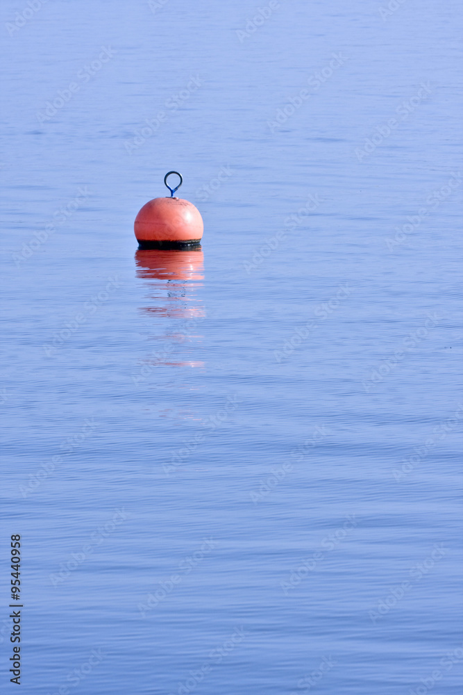 Boje im Wasser Stock-Foto | Adobe Stock