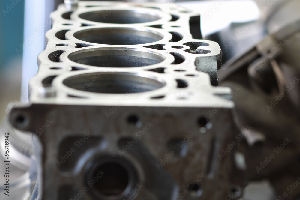 Engine cylinder bore, Maintenance the engine and replace engine ...