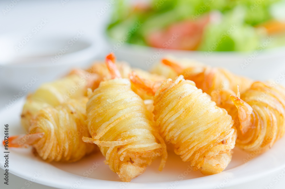 Potato String Prawns - Asian style king prawns wrapped in potato Stock ...