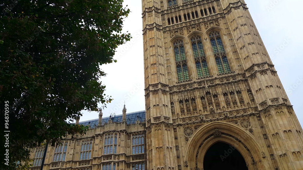 Palace of Westminster Tower, Tilt. Titling up and down to one of the ...