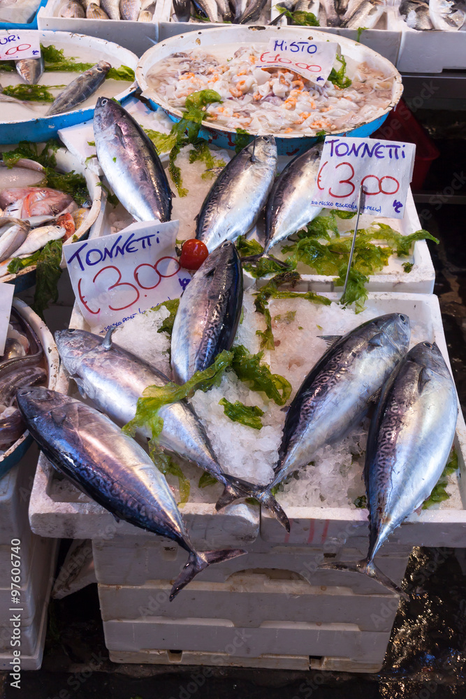 Typical outdoor Italian fish market with fresh fish and seafood Stock ...