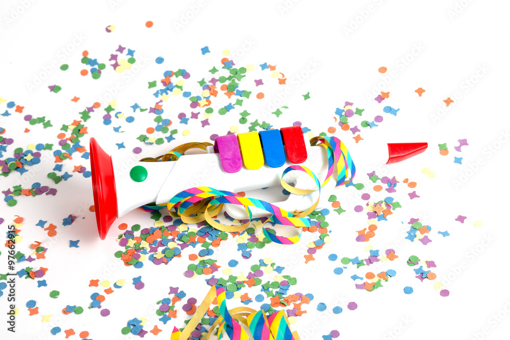 Trompete mit Konfetti foto de Stock | Adobe Stock