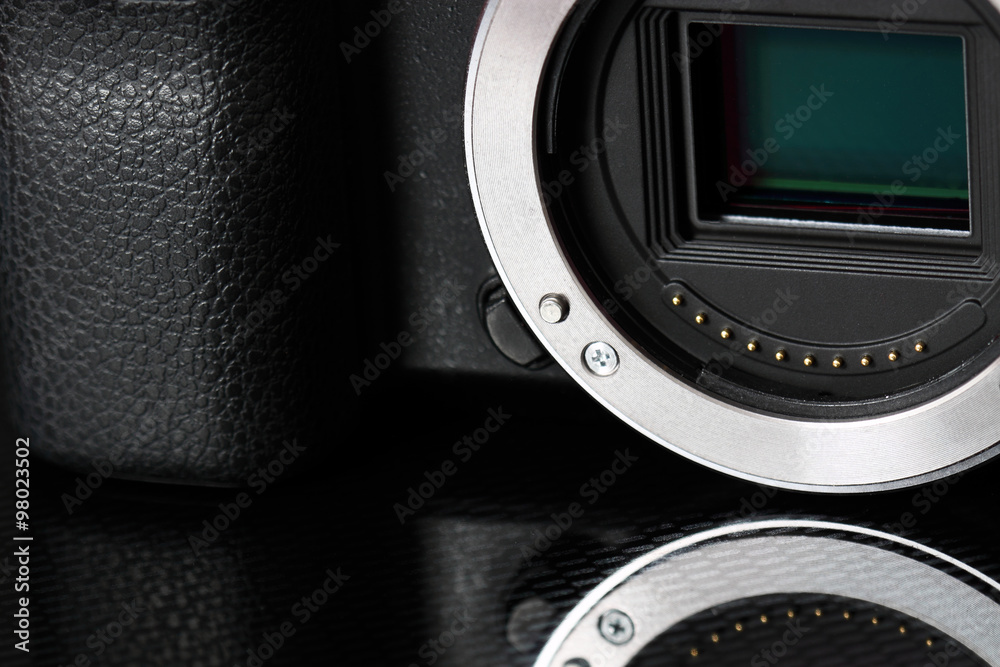 Foto de Digital camera sensor / APS-C CMOS sensor on a mirrorless ...