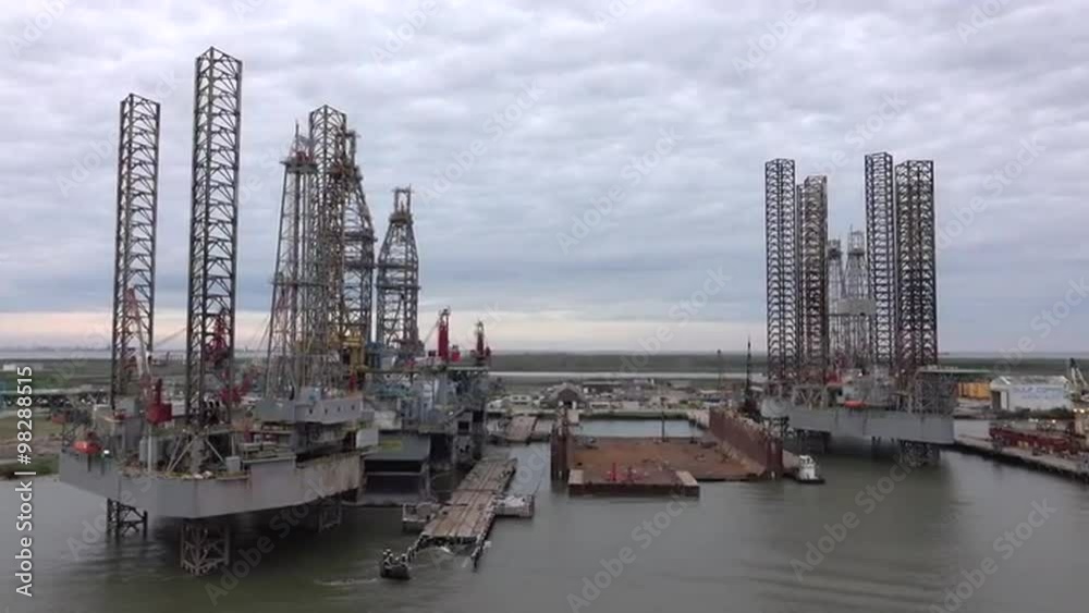 Galveston Texas off shore oil platforms port industry fast. Offshore ...