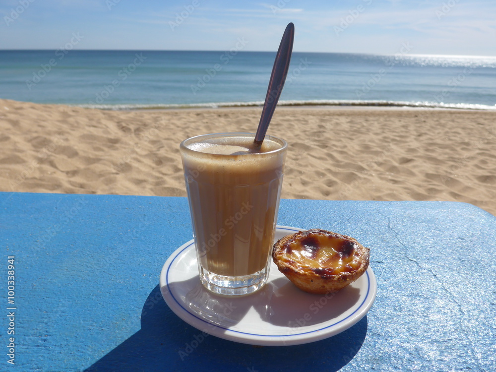 Coffee at the beach with the ocean in the background Stock-Foto | Adobe ...