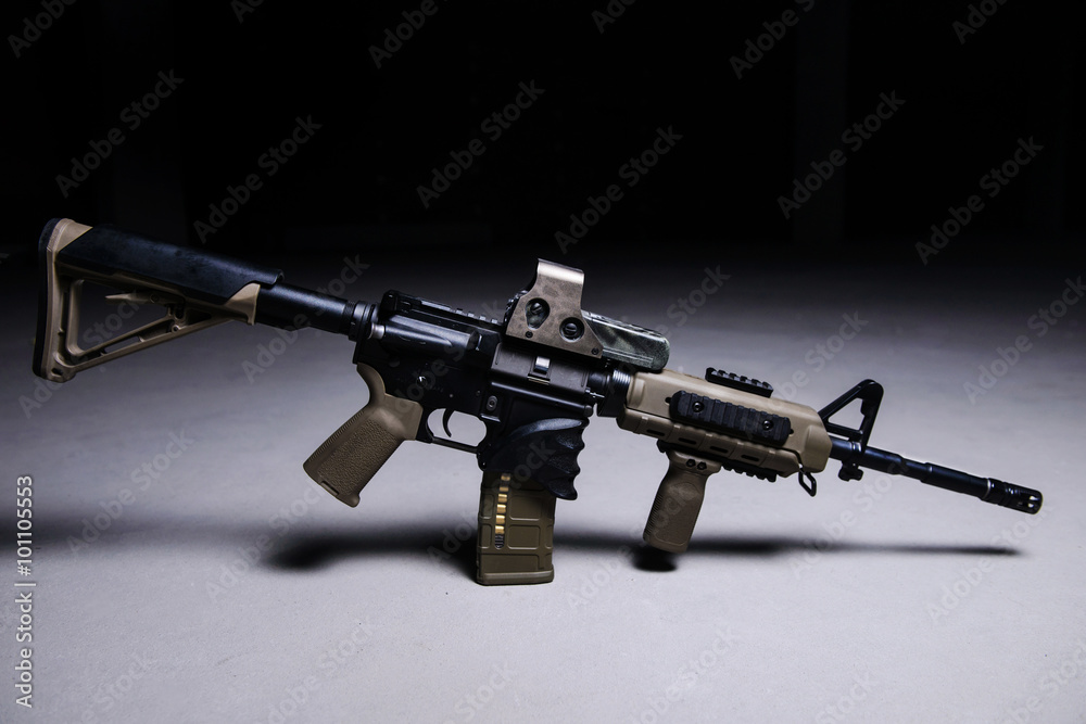 Assult automatic rifle/Assult automatic rifle with collimator sight ...
