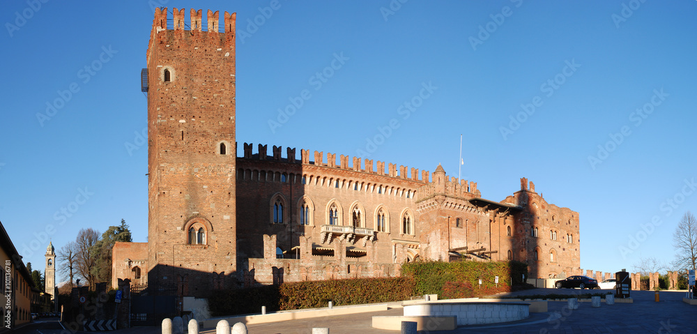 Foto Stock Castello di Carimate | Adobe Stock