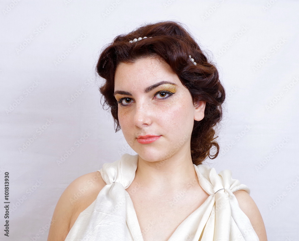 Young beautiful greek looking girl foto de Stock | Adobe Stock