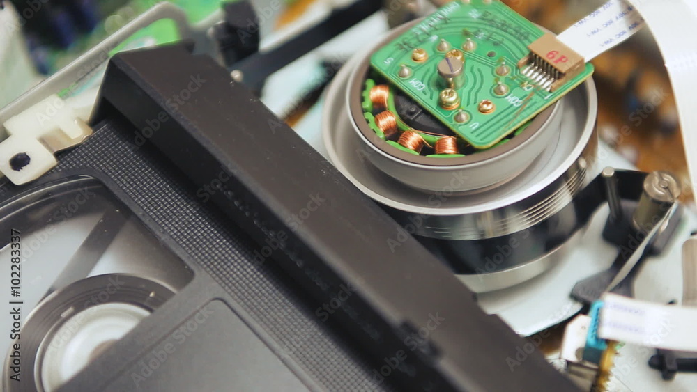 VHS VCR mechanism work, the sequence of angles vídeo de Stock | Adobe Stock