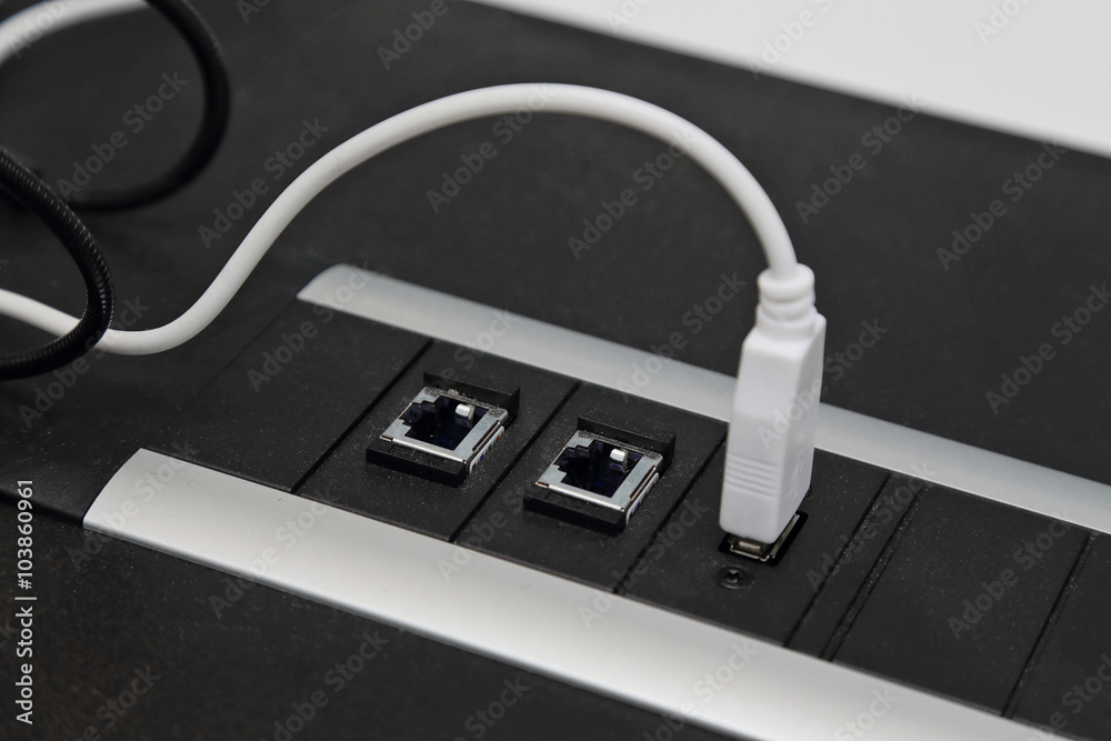 câble prise usb foto de Stock | Adobe Stock