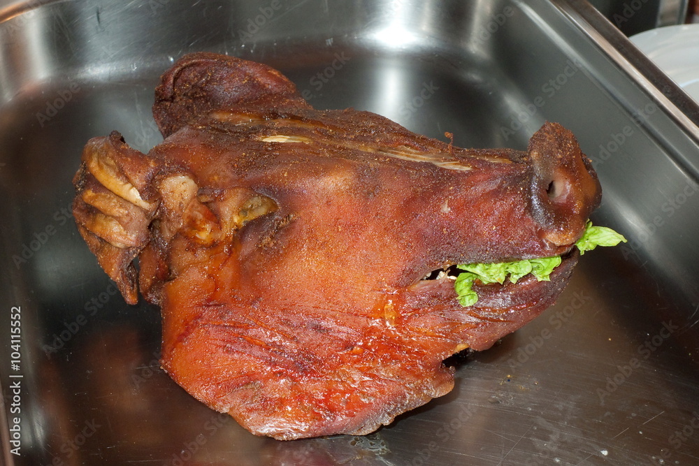 Spanferkel kopf, Saukopf Stock Photo | Adobe Stock