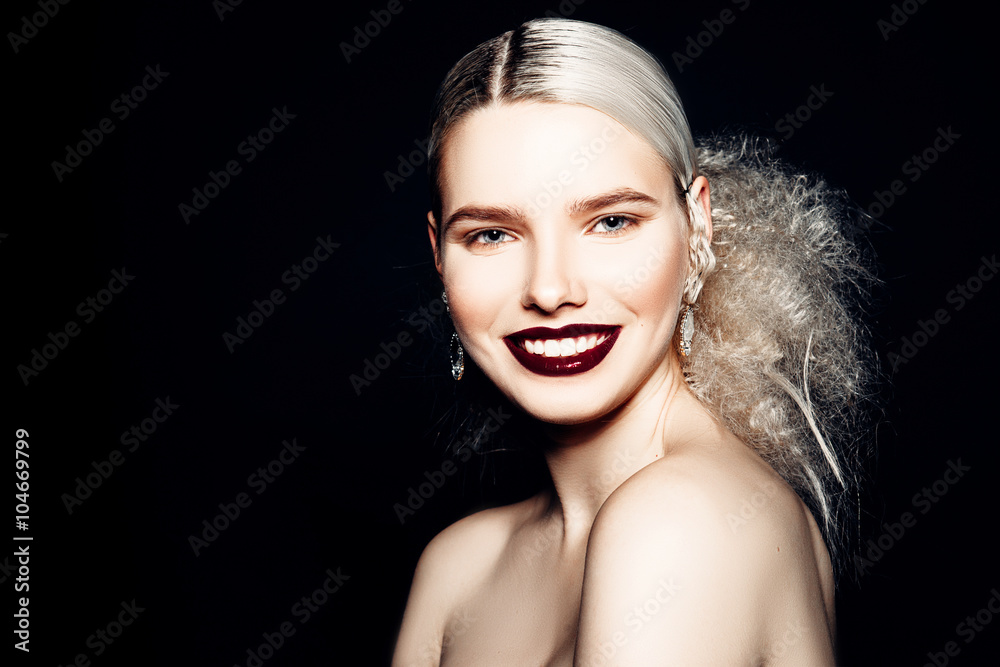 Beautiful blonde girl model with natural make-up, red lips on a black ...