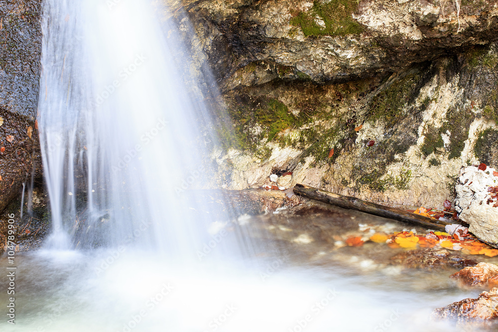 Cacata con laghetto Stock Photo | Adobe Stock