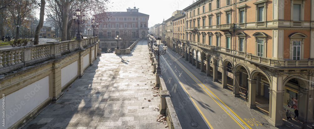 panoramic view of street in Italy foto de Stock | Adobe Stock