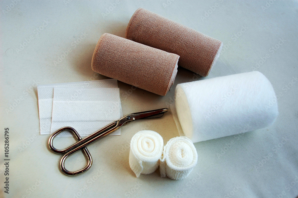 Verbandsmaterial Stock Photo | Adobe Stock