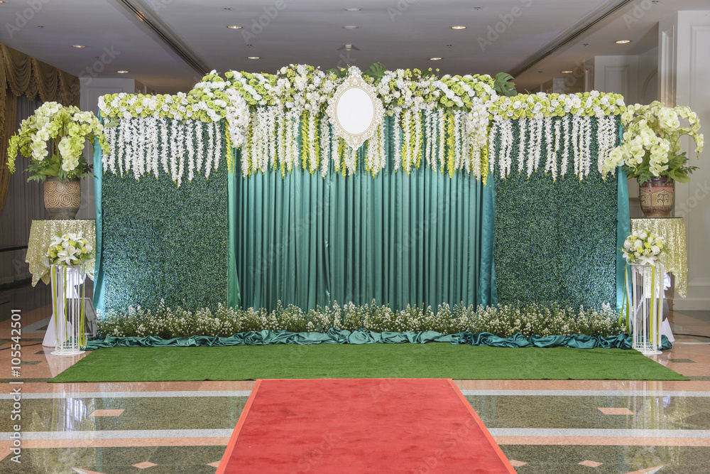 Fotografia do Stock: green wedding backdrop | Adobe Stock