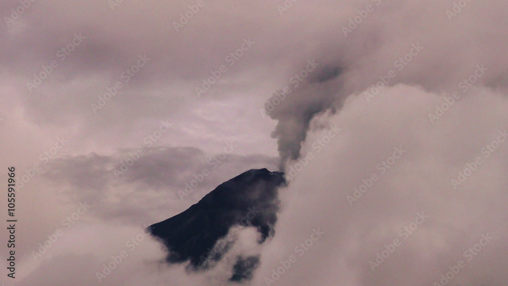 Witness the awe inspiring sight of Tungurahua volcano in full eruption ...
